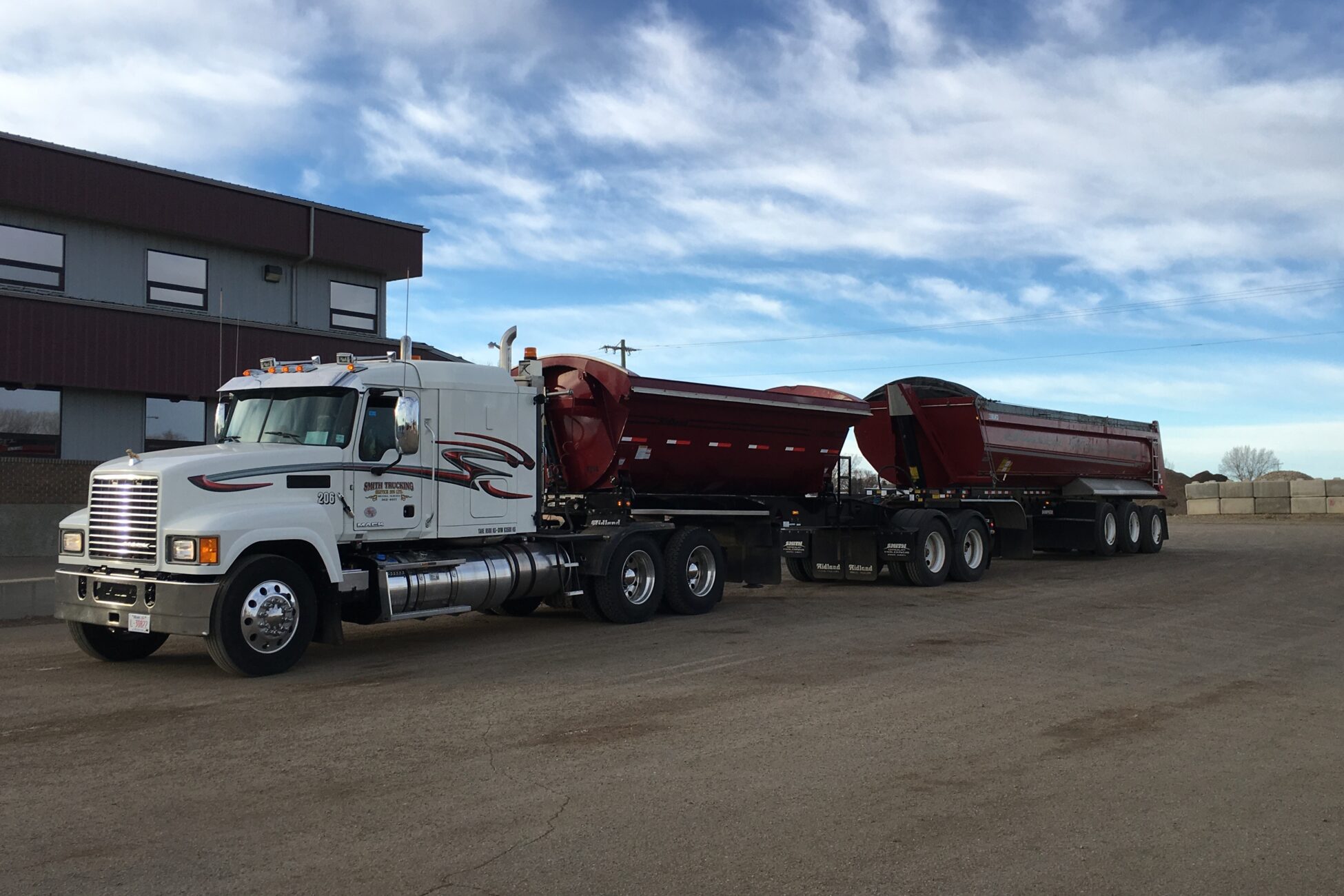Our Equipment | Smith Trucking | Smith Trucking